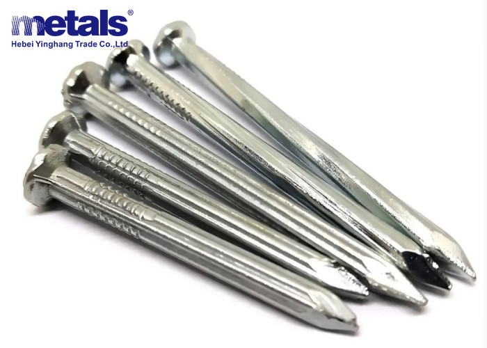 Harded Galvanized Steel Common Wire Nails Straight Grooved Shank